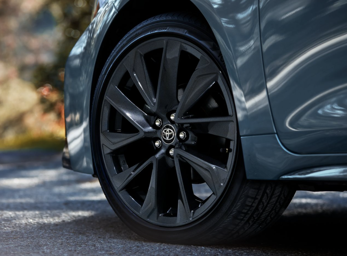2021 Toyota Corolla Le Tire Size Infoupdate